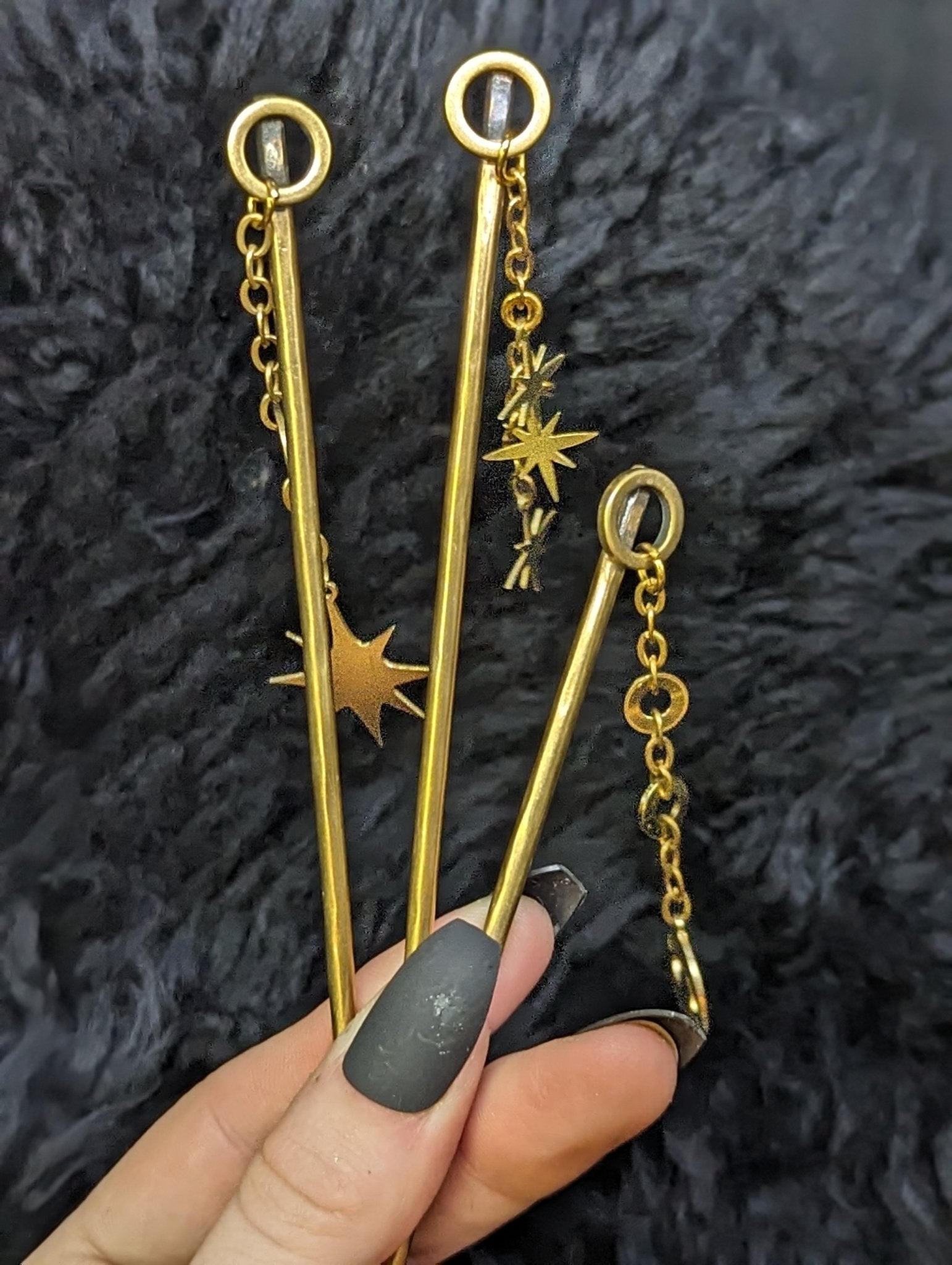 DOUMU Dangle Hair Stick – DARKSTAR MACHINATIONS